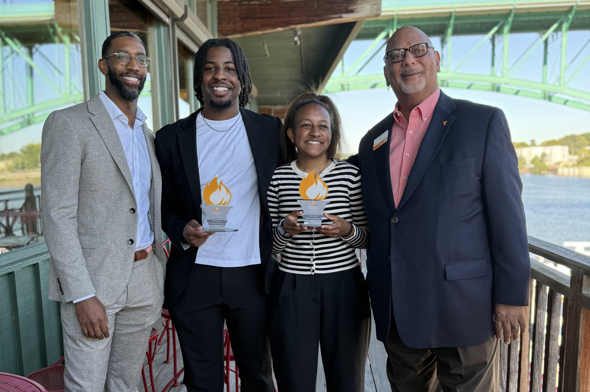 Dr. Steven Waller & Family Scholarship | Partners in Sports
